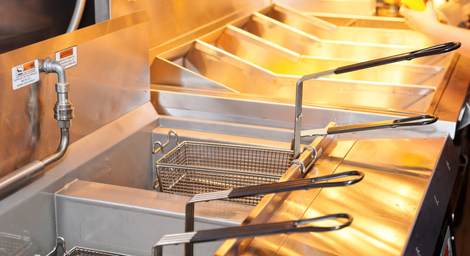 25 Creative Uses for Used Cooking Oil You Never Knew | Mahoney ...